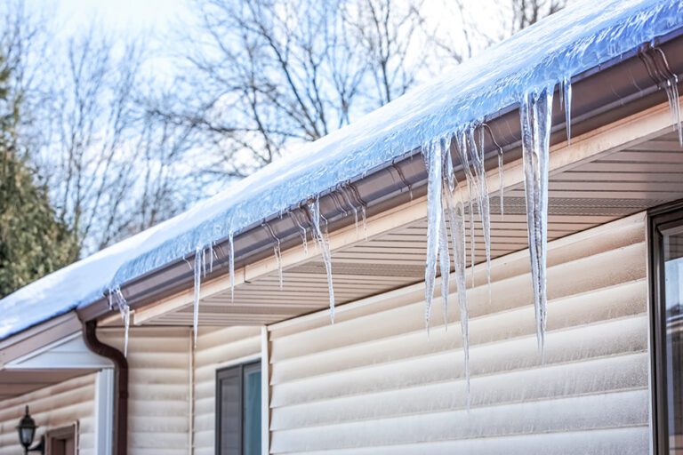 Ice Damming – What Is It, and Am I Covered?