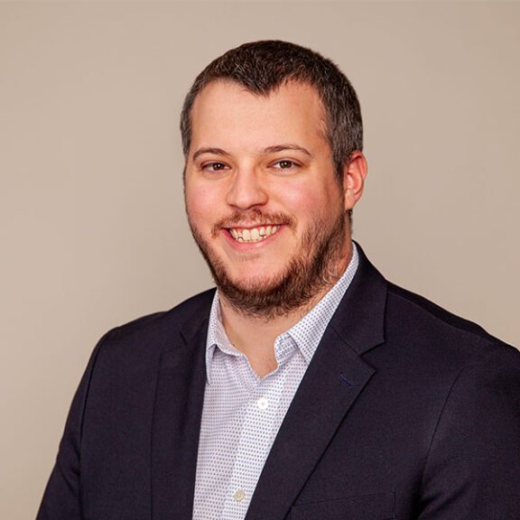 Insurance Agent | Insurance Brokerage Service | Horton Group